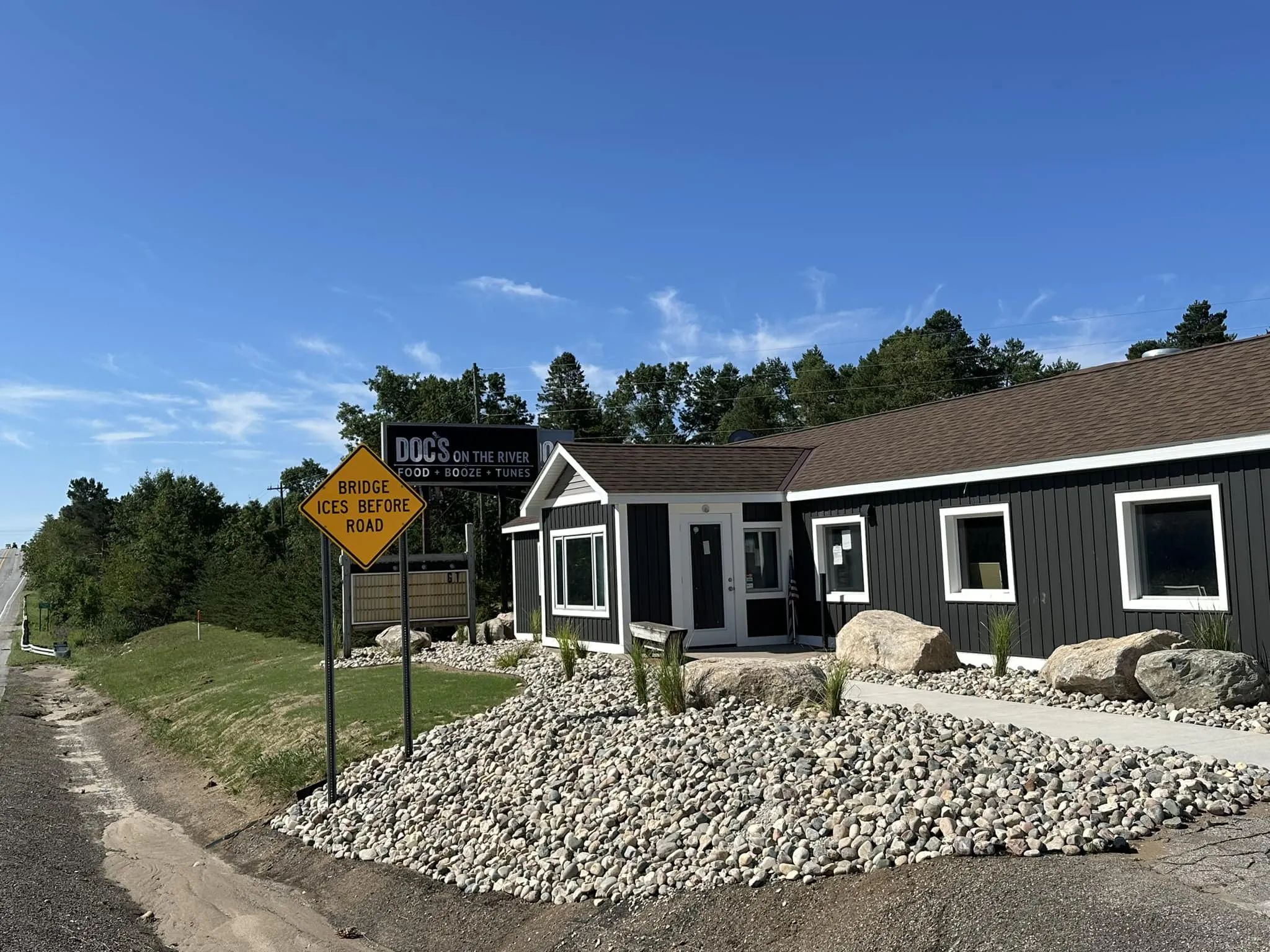 Doc's on the River - Pure Ludington